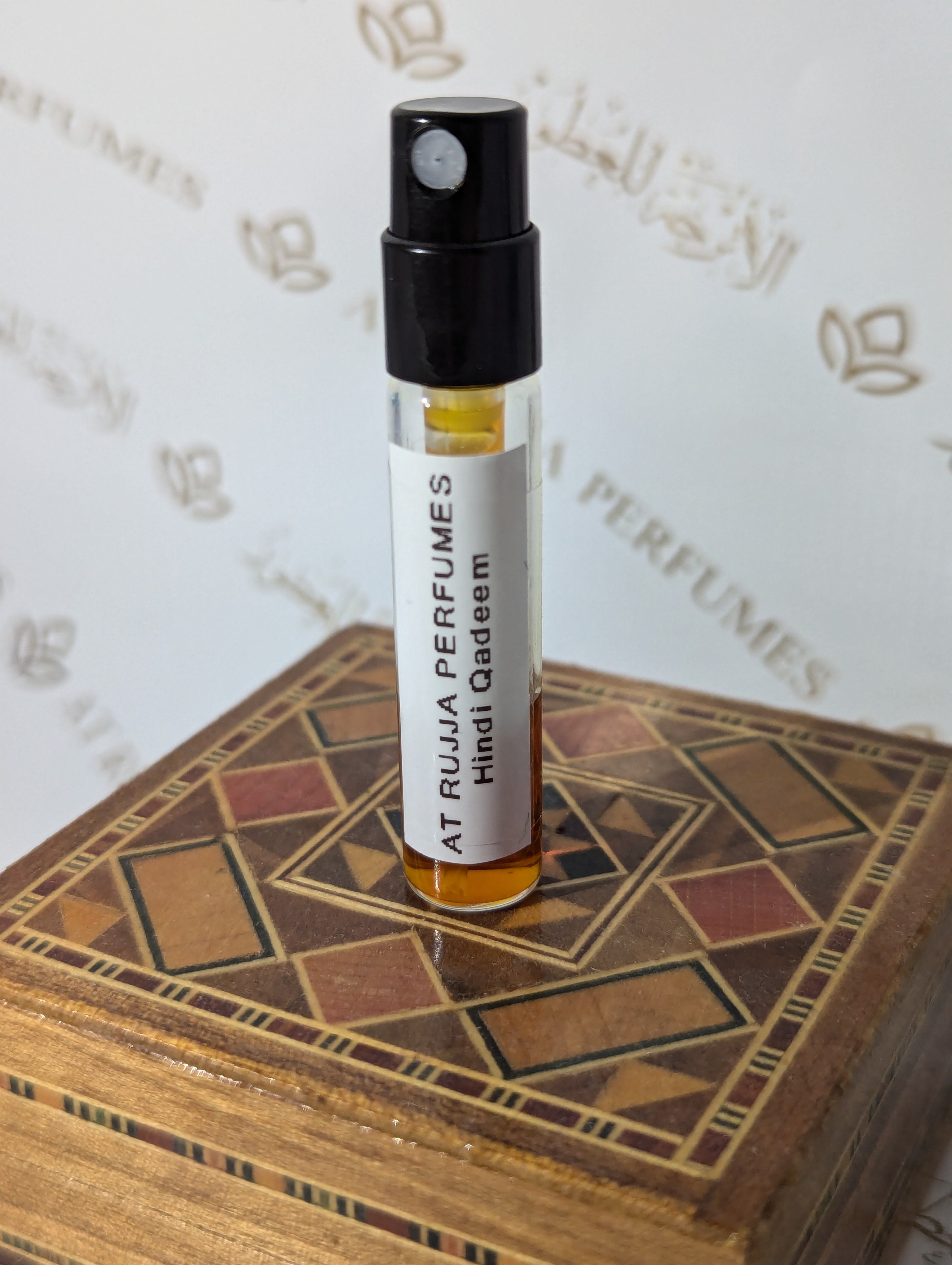 Hindi Qadeem Sample – AT RUJJA PERFUMES
